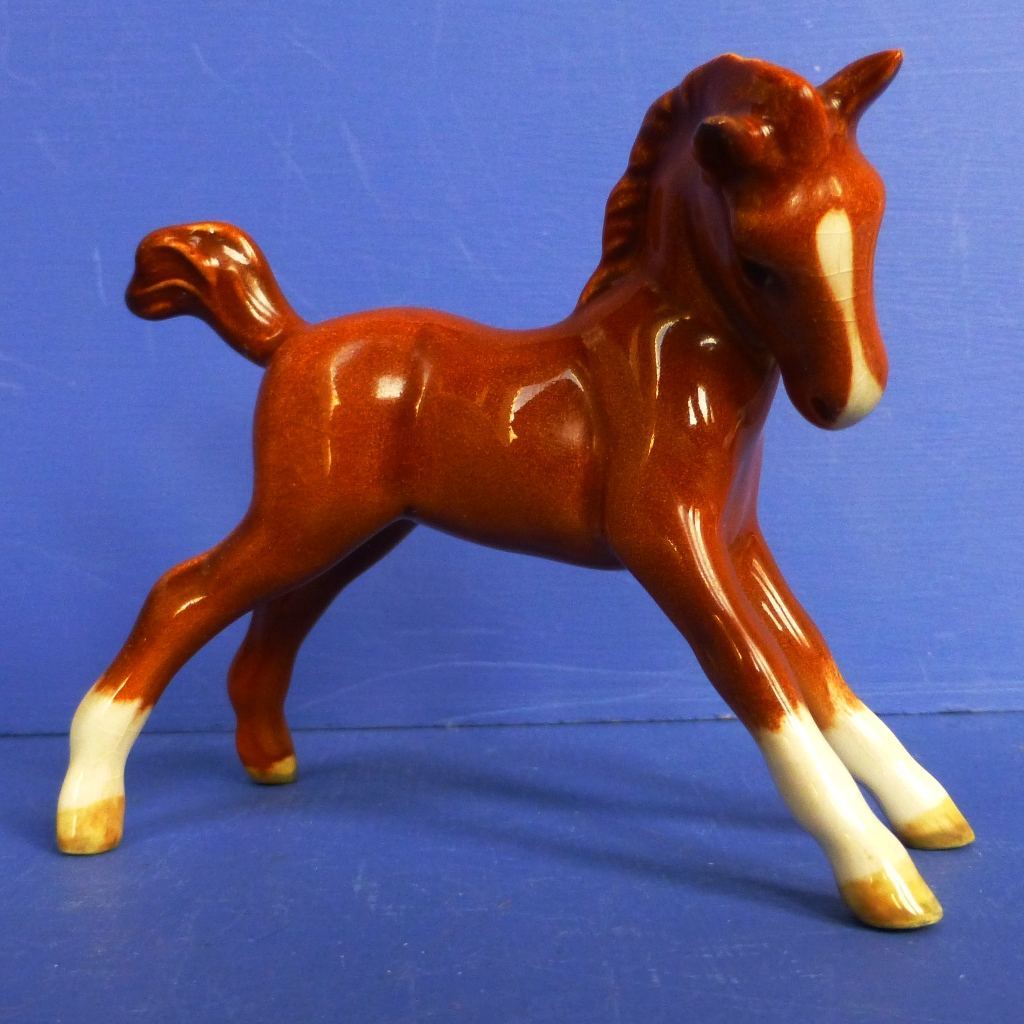 Beswick Chestnut Foal Model No 815 – Peak Antiques and Collectables