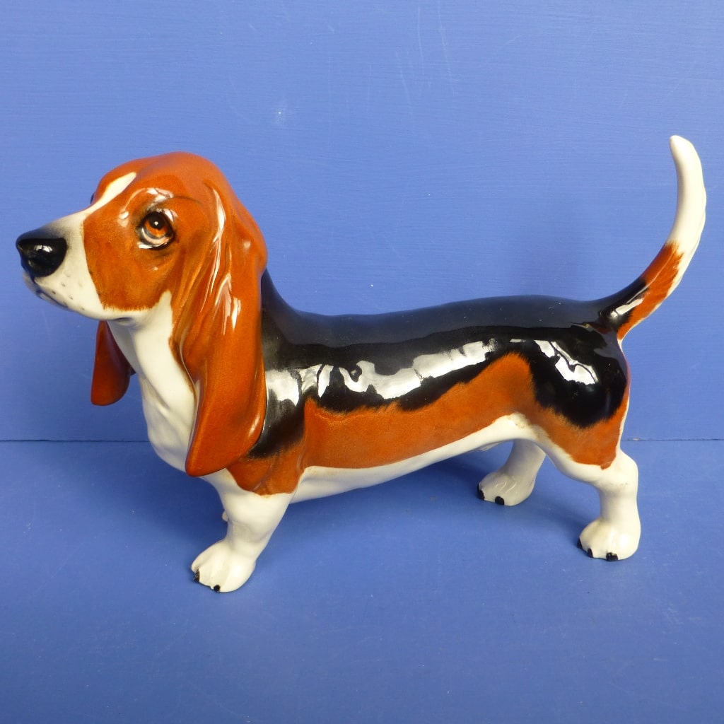 Beswick Basset Hound Dog "Fochno Trinket" Model No 2045A – Peak ...