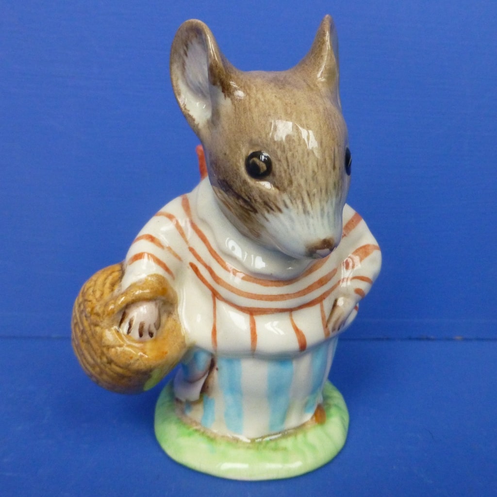 Royal Albert Beatrix Potter Figurine - Mrs Tittlemouse BP6 (Boxed ...