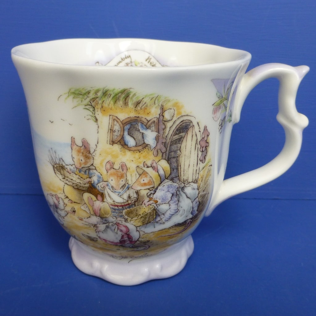 Royal Doulton Brambly Hedge Sea Story Beaker - Meeting On The Sand ...