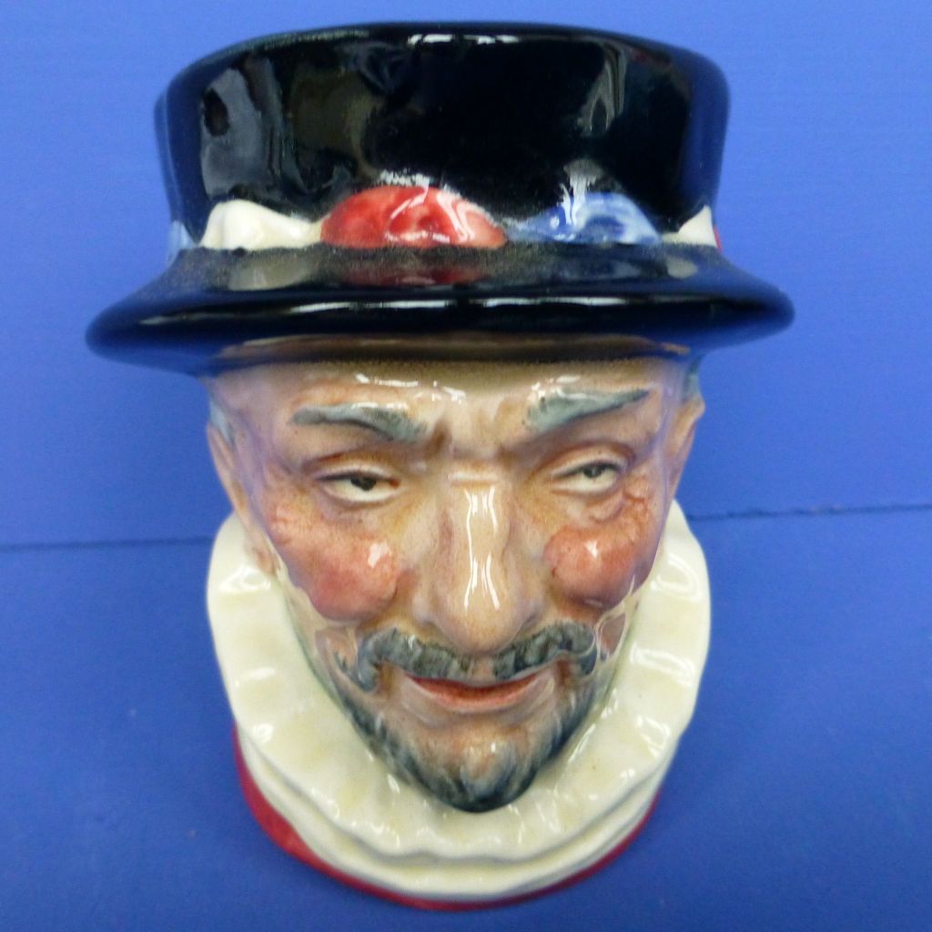 Royal Doulton Small Character Jug - Beefeater D6233 (Early 'Beefeaters ...