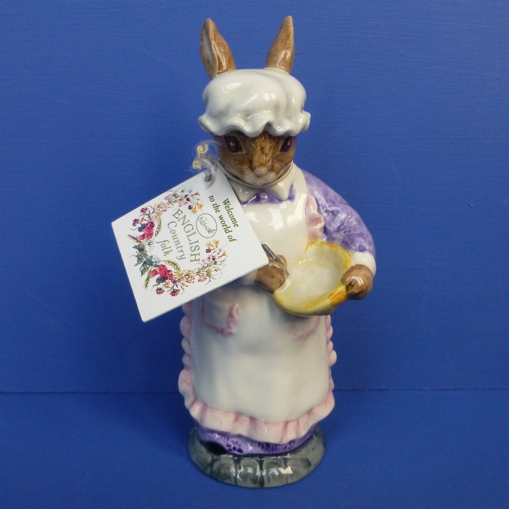 Beswick English Country Folk Figurine - Mrs Rabbit Baking EC7 – Peak ...