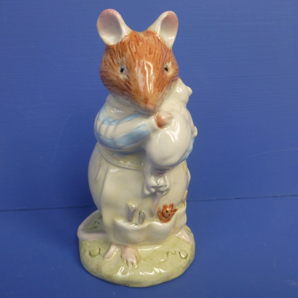 Royal Doulton Brambly Hedge Figurine - Dusty & Baby DBH26 – Peak ...