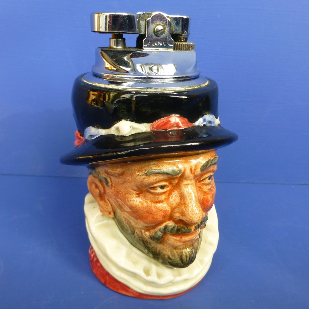 Royal Doulton Table Lighter - Beefeater D6233 – Peak Antiques and ...